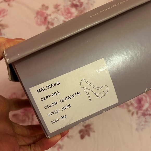 Bakers | Shoes | New Nwt Bakers Silver Pewter Platform Heels Pumps ...